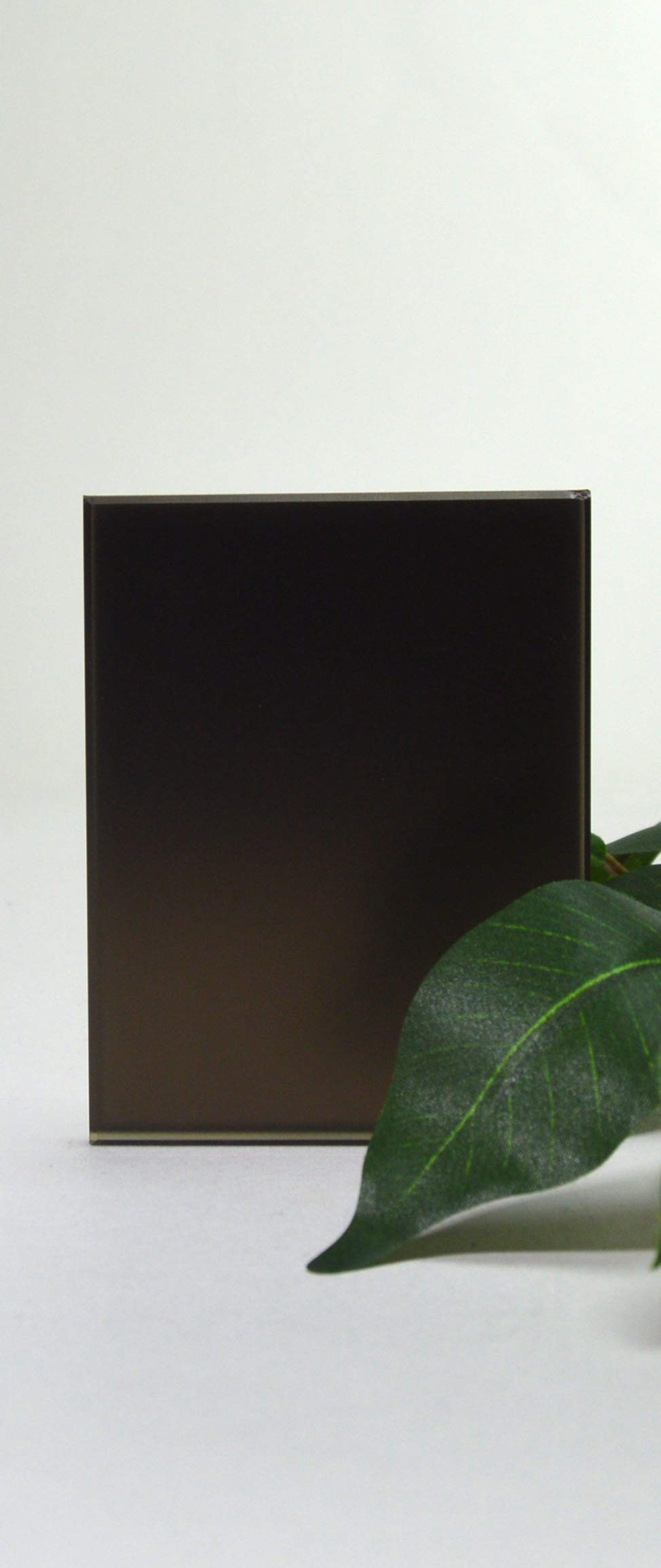 Vapor Dark Gold Mirrored Glass Sample