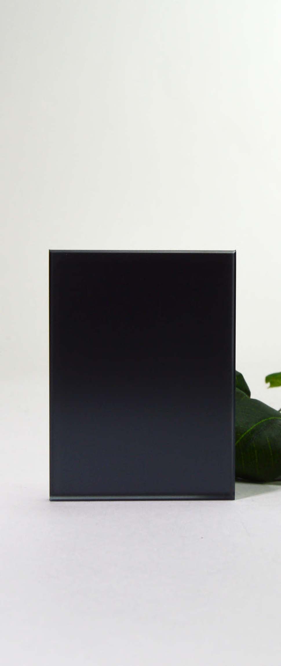 Vapor Mirrored Slate Glass Sample